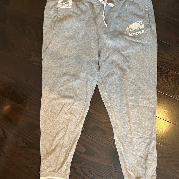 Roots | Pants & Jumpsuits | Roots Light Gray Joggers | Poshmark